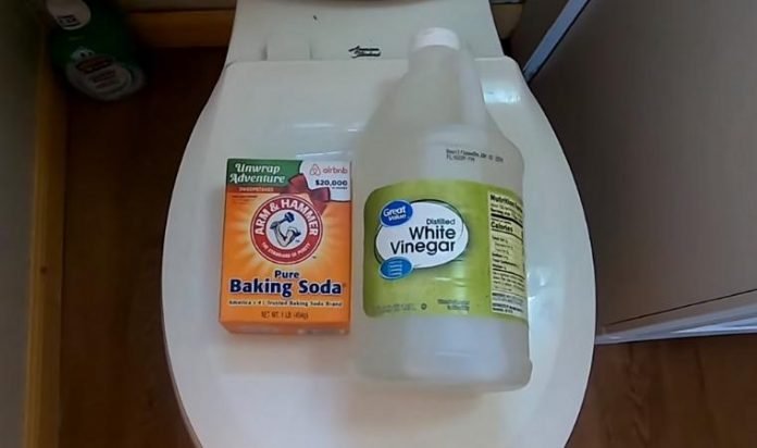 DIY Homemade Portable Toilet Deodorizer-Stop Toilet From Smelling