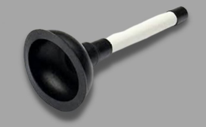 Different types of plungers and their uses for toilets